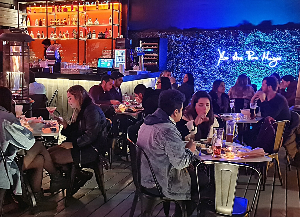 Eleven Club – Restobar Fusión Gastro, Cocktails y Tablas